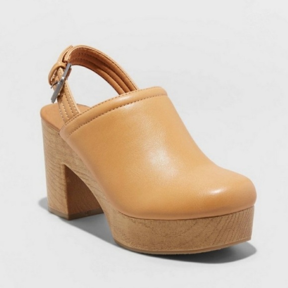 Universal Thread | Shoes | Universal Thread Watson Platform Clog Heels ...